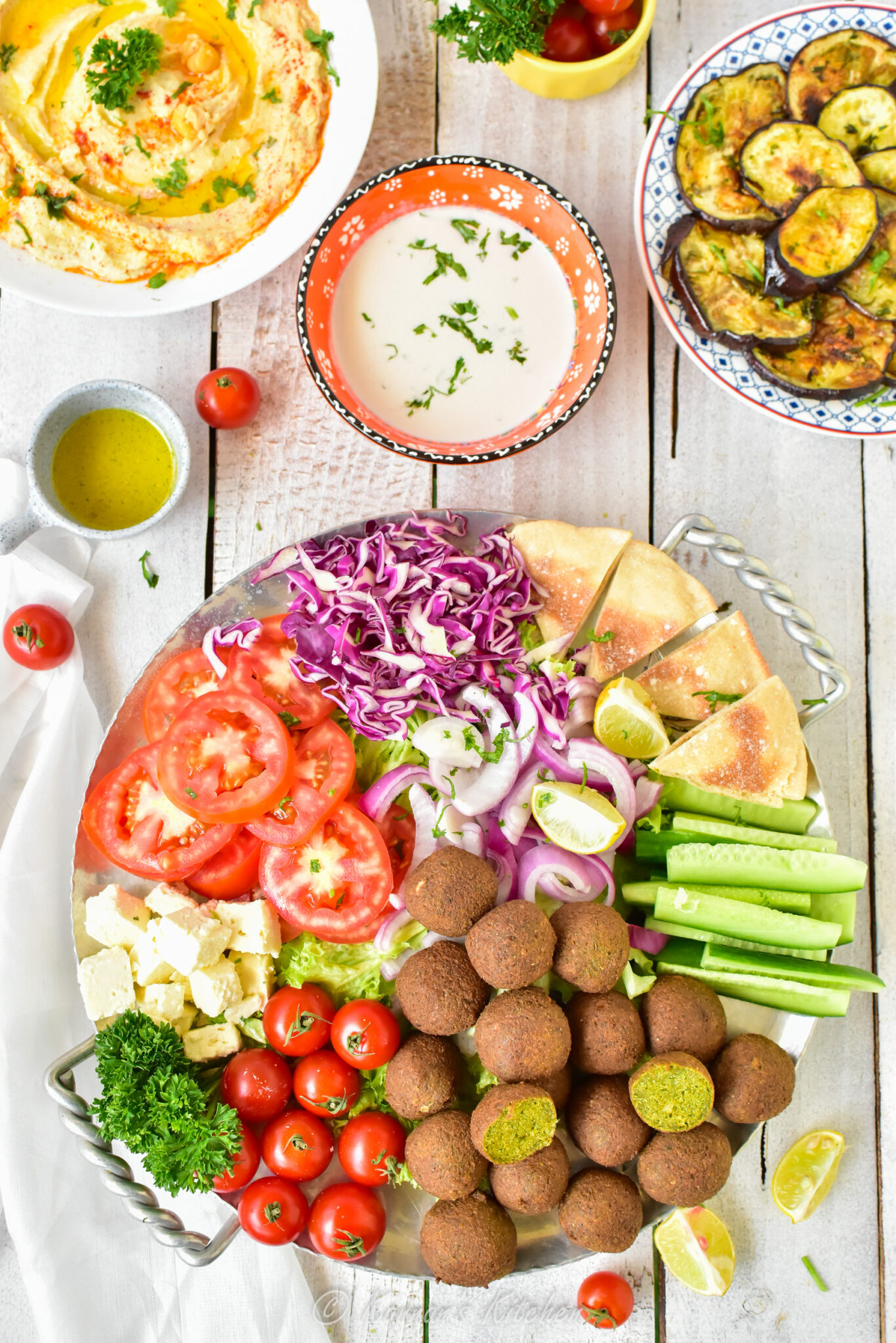 Falafel with Hummus & Tahini Sauce - Kannan's Kitchen