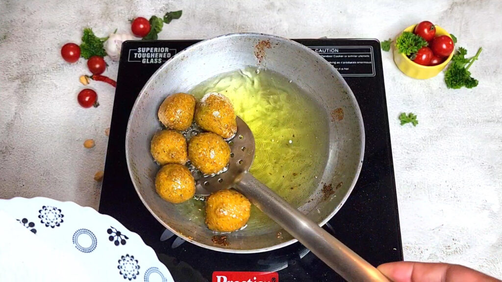 Falafel with Hummus & Tahini Sauce - Kannan's Kitchen